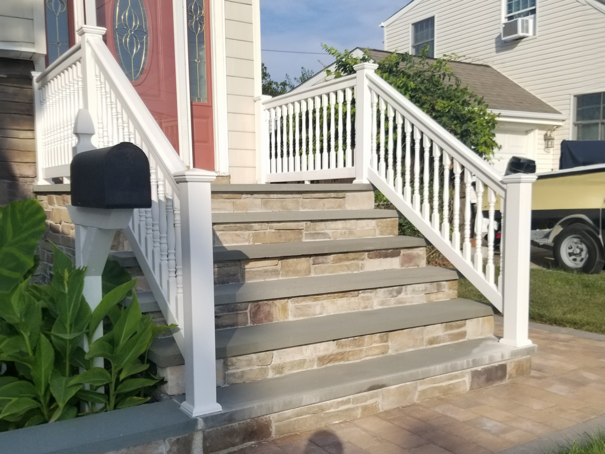 Vinyl Railing - United Wholesale Fence